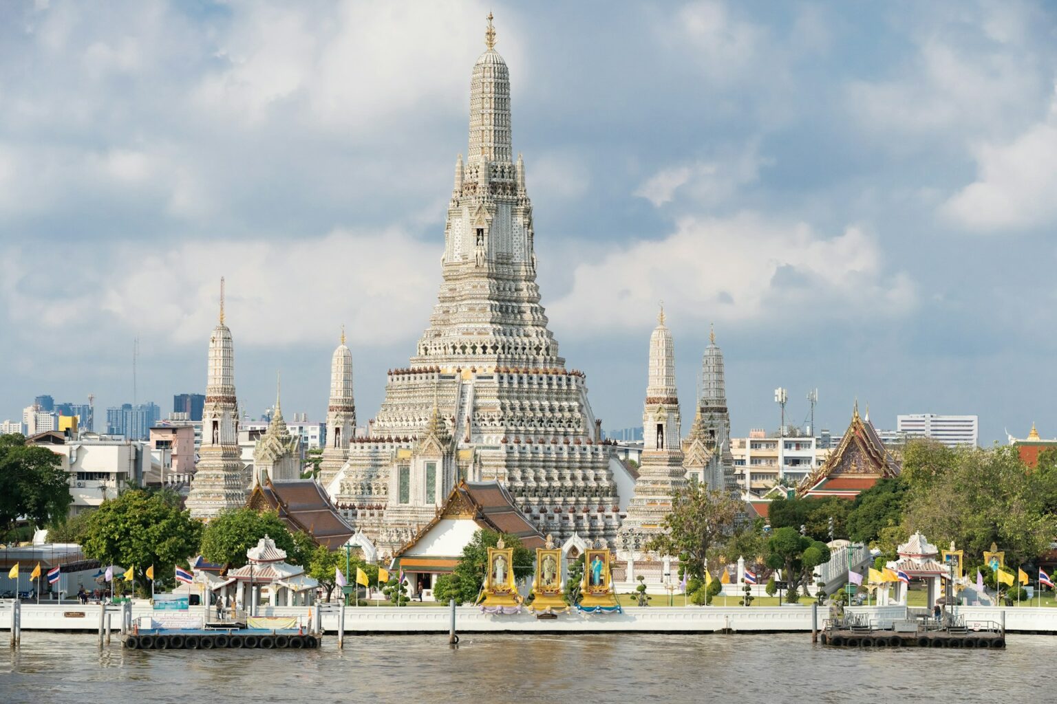 Wat Arun in Bangkok - Tempel der Morgenröte | Lies hier mehr