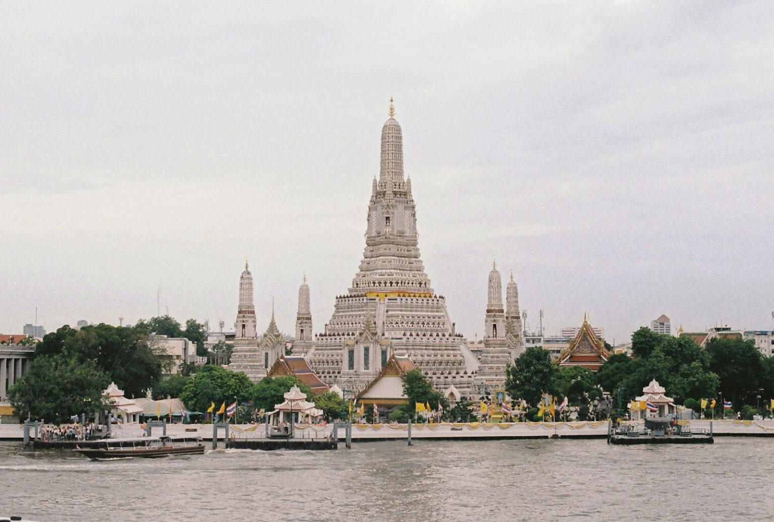 Wat Arun in Bangkok - Tempel der Morgenröte | Lies hier mehr